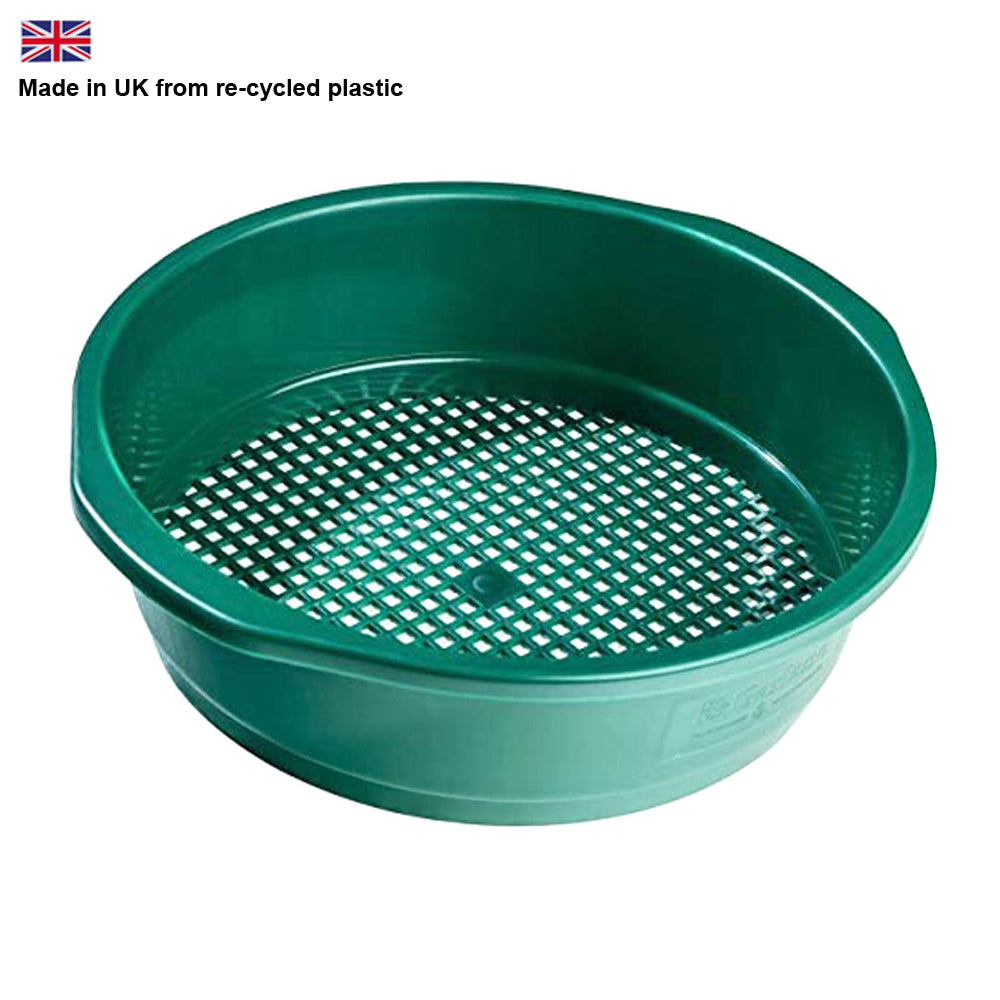 Small Plastic Sieve – Past Horizons